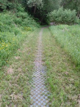 PERFO Interlocking Ground Reinforcement Tiles - Paths, Pavements ...